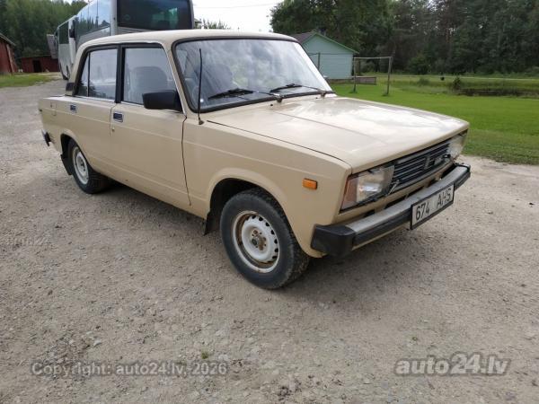 Smilšu krāsa VAZ / Lada 2105 1992 Veru, ar dzinēja tilpumu 1.20 L un nobraukumu 56 tūkst. km par 2500 €, foto 2 vietnē AUTOMOTO.COM.LV