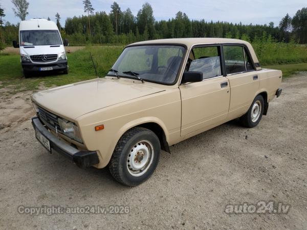 Бежевый ВАЗ 2105 1992 в Выру, объемом двигателя 1.20 л и пробегом 56 тыс. км за 2500 €, фото 1 на AUTOMOTO.COM.LV