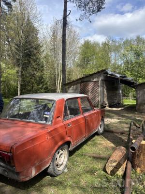 Коричневый ВАЗ 2105 1982 в Кулдига, объемом двигателя 1.30 л и пробегом 300 тыс. км за 450 €, фото 3 на AUTOMOTO.COM.LV