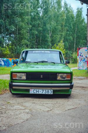 Green VAZ / Lada 2105 1982 in Riga, with an engine capacity of 1.30 L and mileage of 26 thousand km for 2500 €, photo 3 on AUTOMOTO.COM.LV