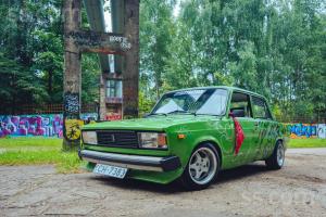 Green VAZ / Lada 2105 1982 in Riga, with an engine capacity of 1.30 L and mileage of 26 thousand km for 2500 €, photo 4 on AUTOMOTO.COM.LV