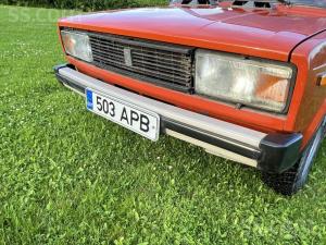 Red VAZ / Lada 2105 1981 in Tallinn, with an engine capacity of 1.30 L and mileage of 93 thousand km for 3750 €, photo 18 on AUTOMOTO.COM.LV