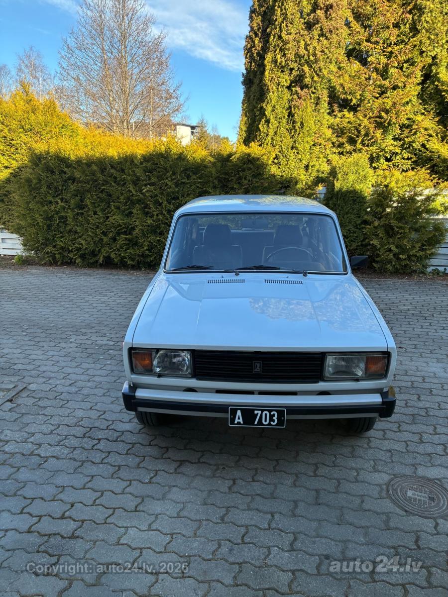 Balts VAZ / Lada 2105 1981 Tallina, ar dzinēja tilpumu 1.30 L un nobraukumu 65 tūkst. km par 12900 €, foto 21 vietnē AUTOMOTO.COM.LV