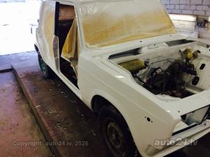 Balts VAZ / Lada 2105 1981 Tallina, ar dzinēja tilpumu 1.30 L un nobraukumu 65 tūkst. km par 12900 €, foto 28 vietnē AUTOMOTO.COM.LV