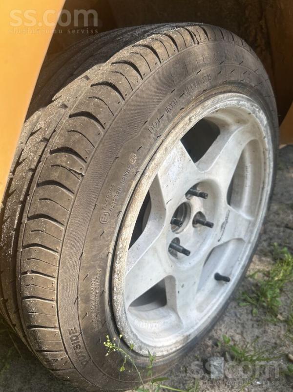 Dzeltens VAZ / Lada 2105 1982 Rīga, ar dzinēja tilpumu 2.00 L un nobraukumu 107 tūkst. km par 5000 €, foto 6 vietnē AUTOMOTO.COM.LV