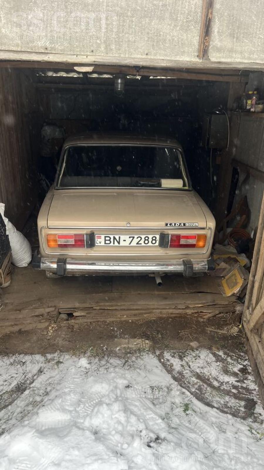 Brown VAZ / Lada 2106 1988 in Riga, with an engine capacity of 1.30 L and mileage of 70 thousand km for 2700 €, photo 8 on AUTOMOTO.COM.LV