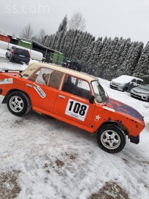 Oranžs VAZ / Lada 2106 2015 Rīga, ar dzinēja tilpumu 4.00 L un nobraukumu 0 tūkst. km par 2300 €, foto 9 vietnē AUTOMOTO.COM.LV