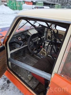 Oranžs VAZ / Lada 2106 2015 Rīga, ar dzinēja tilpumu 4.00 L un nobraukumu 0 tūkst. km par 2300 €, foto 21 vietnē AUTOMOTO.COM.LV