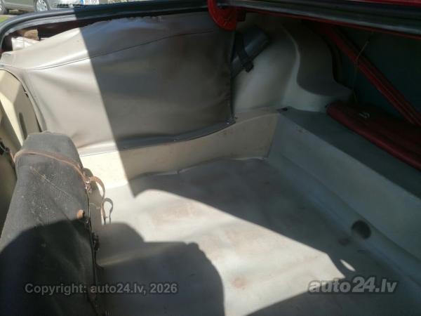 Red VAZ / Lada 2106 1978 in Tallinn, with an engine capacity of 1.60 L and mileage of 47 thousand km for 10450 €, photo 4 on AUTOMOTO.COM.LV