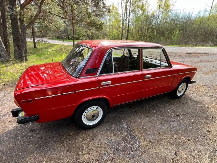 Red VAZ / Lada 2106 1985 in Riga, with an engine capacity of 1.30 L and mileage of 111 thousand km for 5755 €, photo 8 on AUTOMOTO.COM.LV