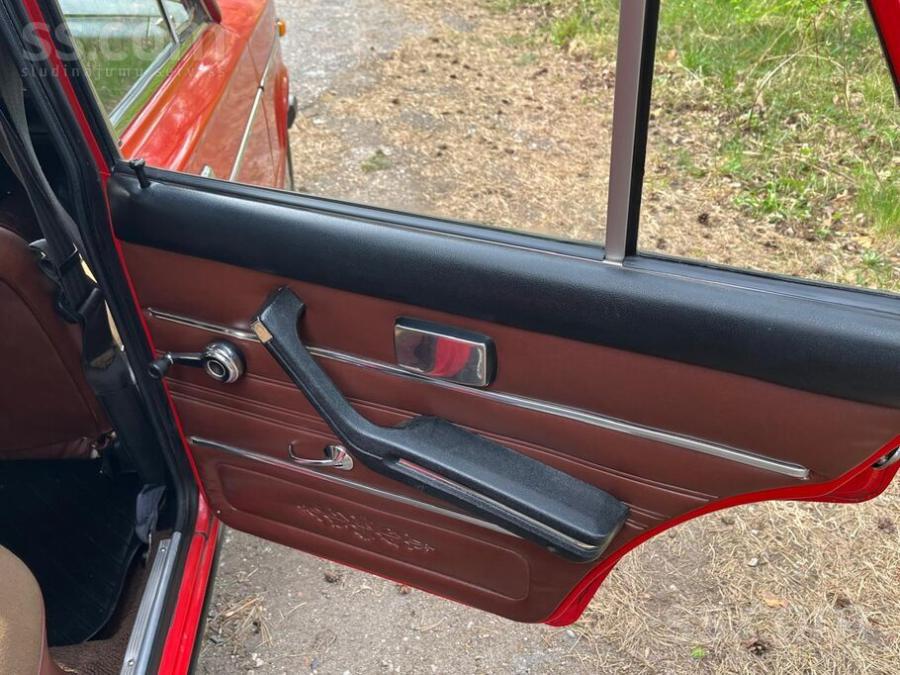 Red VAZ / Lada 2106 1985 in Riga, with an engine capacity of 1.30 L and mileage of 111 thousand km for 5755 €, photo 19 on AUTOMOTO.COM.LV