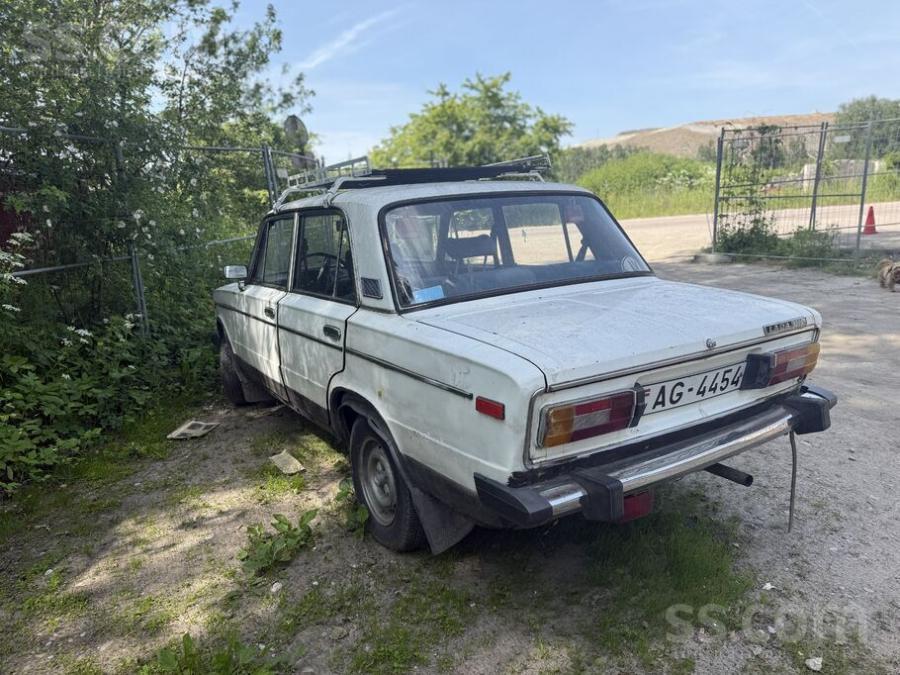 White VAZ / Lada 2106 1985 in Riga, with an engine capacity of 1.50 L and mileage of 0 thousand km for 550 €, photo 11 on AUTOMOTO.COM.LV