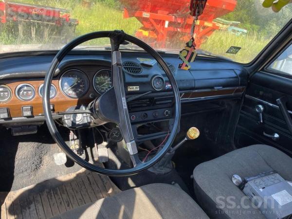 Balts VAZ / Lada 2106 1988 Ventspils, ar dzinēja tilpumu 1.30 L un nobraukumu 73 tūkst. km par 300 €, foto 5 vietnē AUTOMOTO.COM.LV
