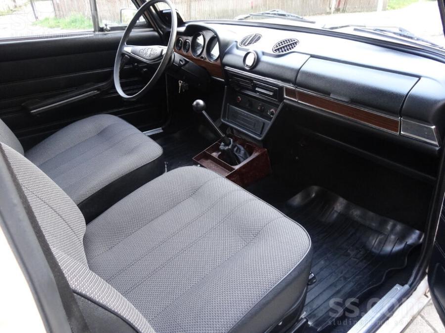 White VAZ / Lada 2106 1991 in Cesis, with an engine capacity of 1.50 L and mileage of 32 thousand km for 5290 €, photo 8 on AUTOMOTO.COM.LV