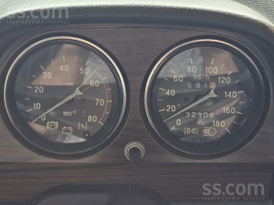 White VAZ / Lada 2106 1991 in Cesis, with an engine capacity of 1.50 L and mileage of 32 thousand km for 5290 €, photo 13 on AUTOMOTO.COM.LV