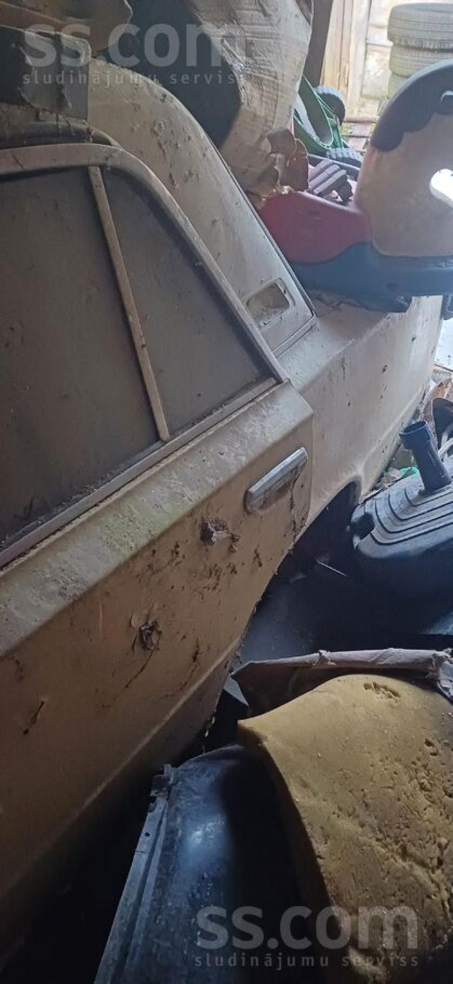 Balts VAZ / Lada 2106 1993 Jēkabpils, ar dzinēja tilpumu 1.50 L un nobraukumu 30 tūkst. km par 150 €, foto 1 vietnē AUTOMOTO.COM.LV
