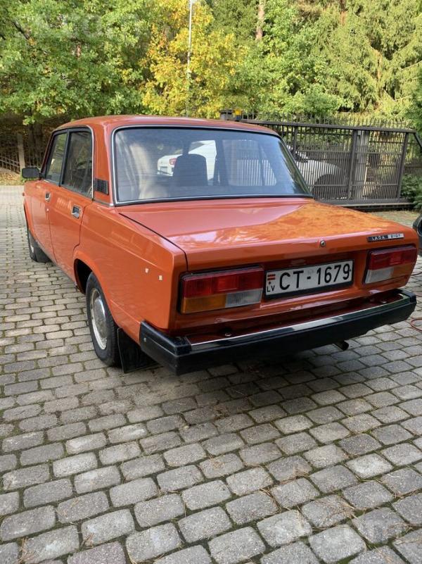 Оранжевый ВАЗ 2107 1983 в Рига, объемом двигателя 1.50 л и пробегом 120 тыс. км за 3500 €, фото 7 на AUTOMOTO.COM.LV