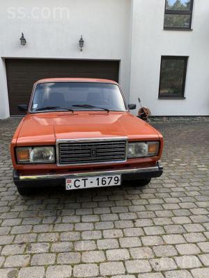 Orange VAZ / Lada 2107 1983 in Riga, with an engine capacity of 1.50 L and mileage of 120 thousand km for 3500 €, photo  on AUTOMOTO.COM.LV
