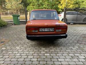 Oranžs VAZ / Lada 2107 1983 Rīga, ar dzinēja tilpumu 1.50 L un nobraukumu 120 tūkst. km par 3500 €, foto 3 vietnē AUTOMOTO.COM.LV