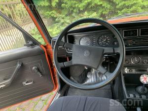 Oranžs VAZ / Lada 2107 1983 Rīga, ar dzinēja tilpumu 1.50 L un nobraukumu 120 tūkst. km par 3500 €, foto 9 vietnē AUTOMOTO.COM.LV