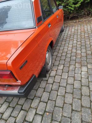 Oranžs VAZ / Lada 2107 1983 Rīga, ar dzinēja tilpumu 1.50 L un nobraukumu 120 tūkst. km par 3500 €, foto 14 vietnē AUTOMOTO.COM.LV