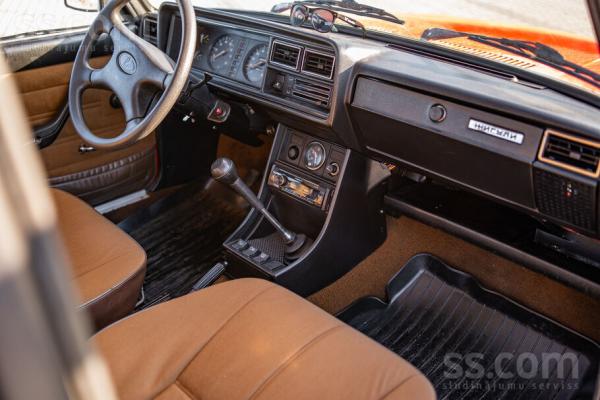 Sarkans VAZ / Lada 2107 1986 Rīga, ar dzinēja tilpumu 1.50 L un nobraukumu 89 tūkst. km par 3500 €, foto 6 vietnē AUTOMOTO.COM.LV