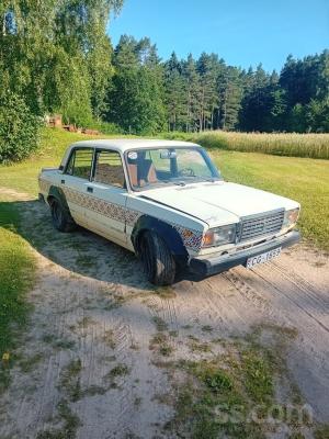 ВАЗ 2107 1985 в Кулдига, объемом двигателя 1.30 л и пробегом 69 тыс. км за 1500 €, фото  на AUTOMOTO.COM.LV