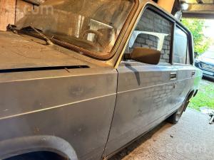 VAZ / Lada 2107 1988 Tukums, ar dzinēja tilpumu 1.60 L un nobraukumu 120 tūkst. km par 1950 €, foto 4 vietnē AUTOMOTO.COM.LV