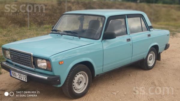 VAZ / Lada 2107 2000 in Daugavpils, with an engine capacity of 1.60 L and mileage of 0 thousand km for 5000 €, photo 4 on AUTOMOTO.COM.LV