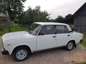Balts VAZ / Lada 2107 1988 Ventspils, ar dzinēja tilpumu 1.50 L un nobraukumu 13 tūkst. km par 800 €, foto 3 vietnē AUTOMOTO.COM.LV