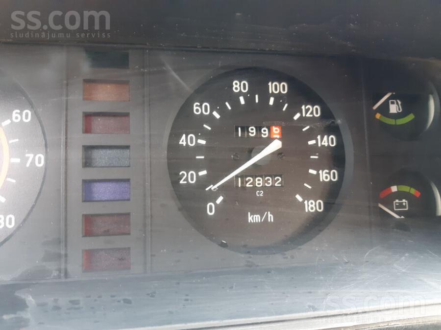 Balts VAZ / Lada 2107 1988 Ventspils, ar dzinēja tilpumu 1.50 L un nobraukumu 13 tūkst. km par 800 €, foto 10 vietnē AUTOMOTO.COM.LV