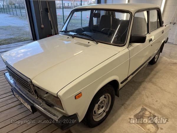White VAZ / Lada 2107 1992 in Tallinn, with an engine capacity of 1.50 L and mileage of 137 thousand km for 3900 €, photo 1 on AUTOMOTO.COM.LV