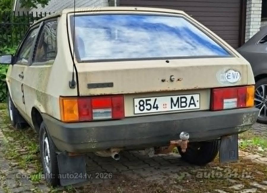 Beige VAZ / Lada 2108 1987 in Tallinn, with an engine capacity of 1.30 L and mileage of 100 thousand km for 500 €, photo 3 on AUTOMOTO.COM.LV