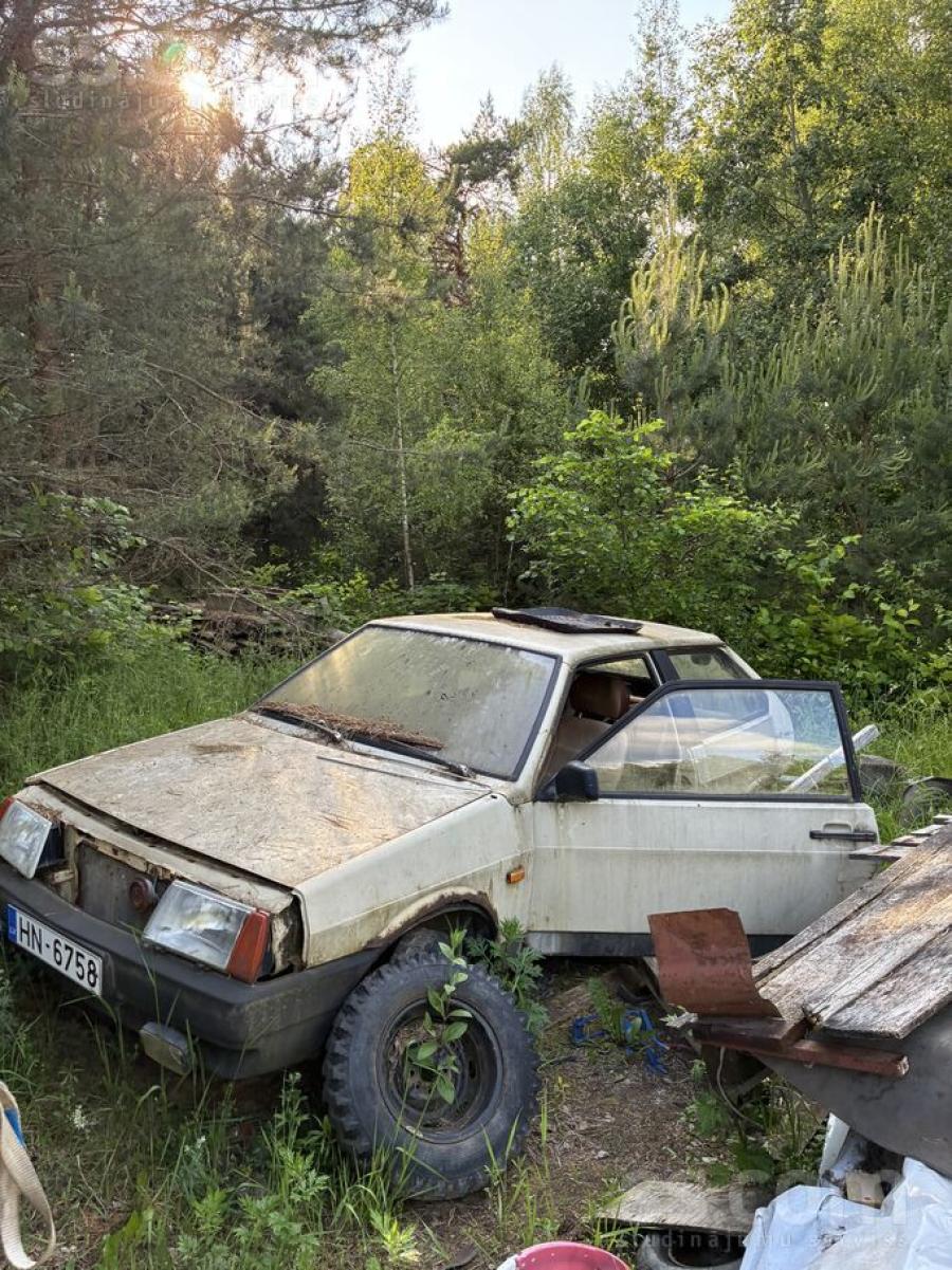 Grey VAZ / Lada 2108 1989 in Valmiera, with an engine capacity of 1.50 L and mileage of 36 thousand km for 1900 €, photo 8 on AUTOMOTO.COM.LV