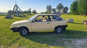 Желтый ВАЗ 2108 1986 в Алуксне, объемом двигателя 1.30 л и пробегом 19 тыс. км за 3000 €, фото 4 на AUTOMOTO.COM.LV