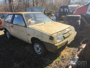 Dzeltens VAZ / Lada 2108 1987 Dobele, ar dzinēja tilpumu 1.30 L un nobraukumu 44 tūkst. km par 700 €, foto 4 vietnē AUTOMOTO.COM.LV