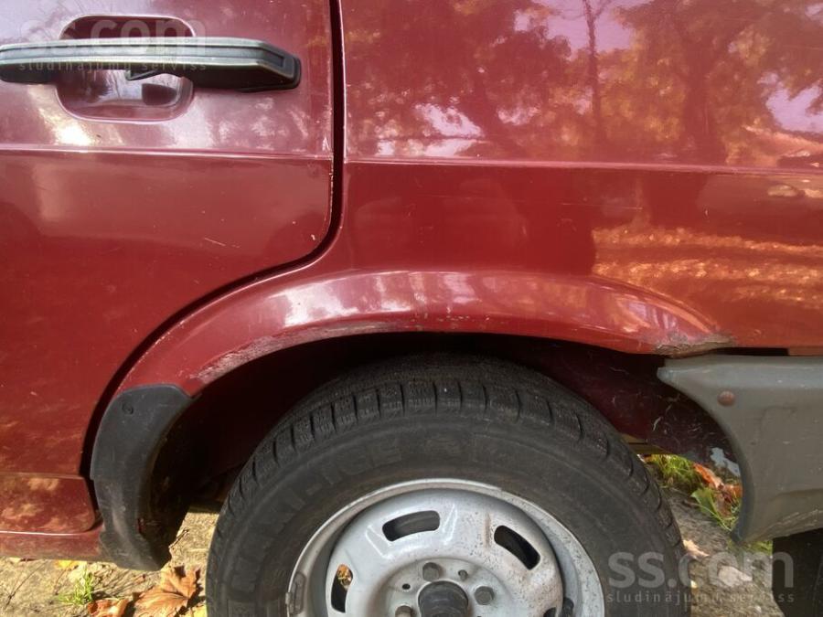 Sarkans VAZ / Lada 2109 1989 Rīga, ar dzinēja tilpumu 1.30 L un nobraukumu 85 tūkst. km par 2500 €, foto 6 vietnē AUTOMOTO.COM.LV