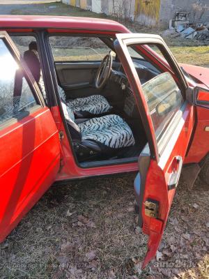 Sarkans VAZ / Lada 2109 1991 Jegeva, ar dzinēja tilpumu 1.30 L un nobraukumu 227 tūkst. km par 3490 €, foto 11 vietnē AUTOMOTO.COM.LV