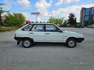 Белый ВАЗ 2109 1987 в Таллин, объемом двигателя 1.30 л и пробегом 34 тыс. км за 4990 €, фото  на AUTOMOTO.COM.LV