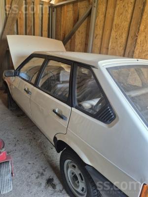 Balts VAZ / Lada 2109 1988 Preiļi, ar dzinēja tilpumu 1.00 L un nobraukumu 9 tūkst. km par 3000 €, foto 3 vietnē AUTOMOTO.COM.LV