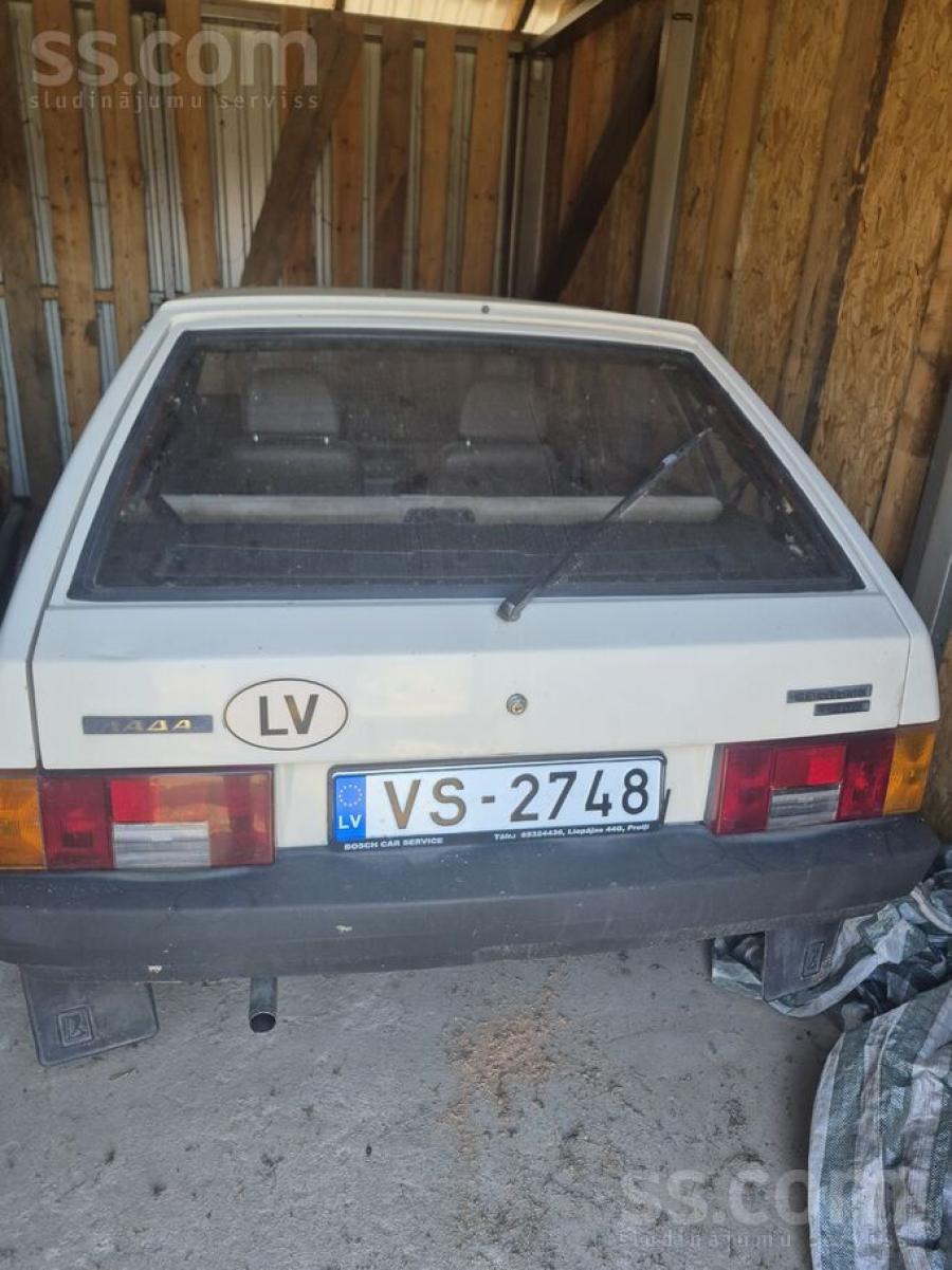 Balts VAZ / Lada 2109 1988 Preiļi, ar dzinēja tilpumu 1.00 L un nobraukumu 9 tūkst. km par 3000 €, foto 17 vietnē AUTOMOTO.COM.LV