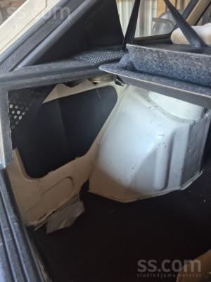 Balts VAZ / Lada 2109 1988 Preiļi, ar dzinēja tilpumu 1.00 L un nobraukumu 9 tūkst. km par 3000 €, foto 19 vietnē AUTOMOTO.COM.LV