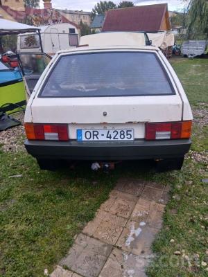 Balts VAZ / Lada 2109 1990 Krāslava, ar dzinēja tilpumu 1.50 L un nobraukumu 28 tūkst. km par 800 €, foto 3 vietnē AUTOMOTO.COM.LV