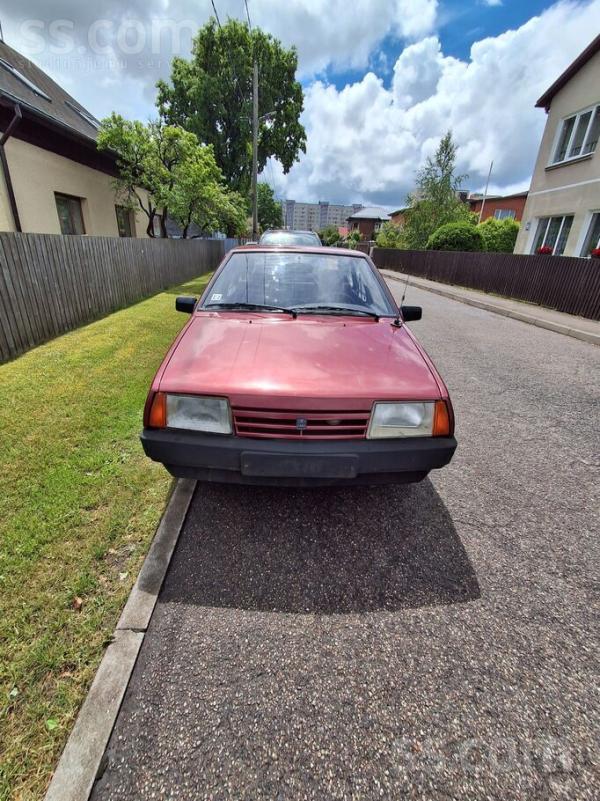 Sarkans VAZ / Lada 21093 1997 Ventspils, ar dzinēja tilpumu 1.50 L un nobraukumu 97 tūkst. km par 800 €, foto 3 vietnē AUTOMOTO.COM.LV