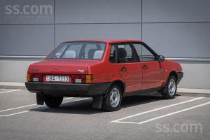 Sarkans VAZ / Lada 21099 1993 Rīga, ar dzinēja tilpumu 1.40 L un nobraukumu 40 tūkst. km par 10000 €, foto 5 vietnē AUTOMOTO.COM.LV