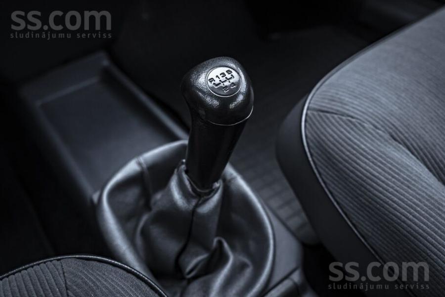 Sarkans VAZ / Lada 21099 1993 Rīga, ar dzinēja tilpumu 1.40 L un nobraukumu 40 tūkst. km par 10000 €, foto 27 vietnē AUTOMOTO.COM.LV