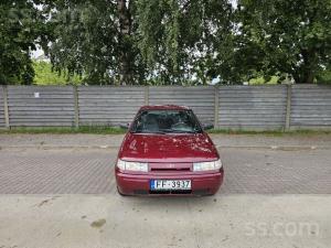 Sarkans VAZ / Lada 2112 2004 Jelgava, ar dzinēja tilpumu 1.50 L un nobraukumu 46 tūkst. km par 1550 €, foto 3 vietnē AUTOMOTO.COM.LV