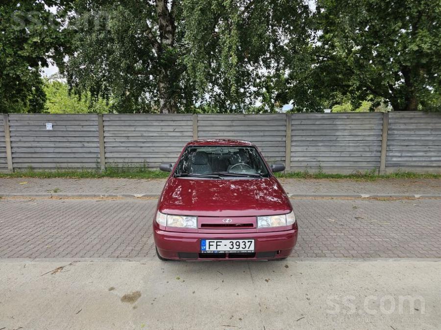 Sarkans VAZ / Lada 2112 2004 Jelgava, ar dzinēja tilpumu 1.50 L un nobraukumu 46 tūkst. km par 1550 €, foto 3 vietnē AUTOMOTO.COM.LV
