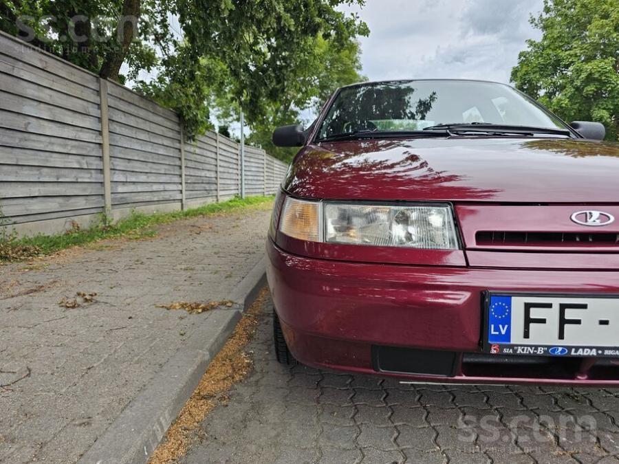 Sarkans VAZ / Lada 2112 2004 Jelgava, ar dzinēja tilpumu 1.50 L un nobraukumu 46 tūkst. km par 1550 €, foto 13 vietnē AUTOMOTO.COM.LV