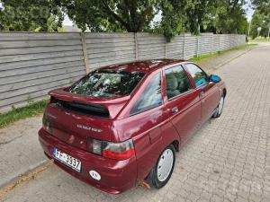 Sarkans VAZ / Lada 2112 2004 Jelgava, ar dzinēja tilpumu 1.50 L un nobraukumu 46 tūkst. km par 1550 €, foto 16 vietnē AUTOMOTO.COM.LV